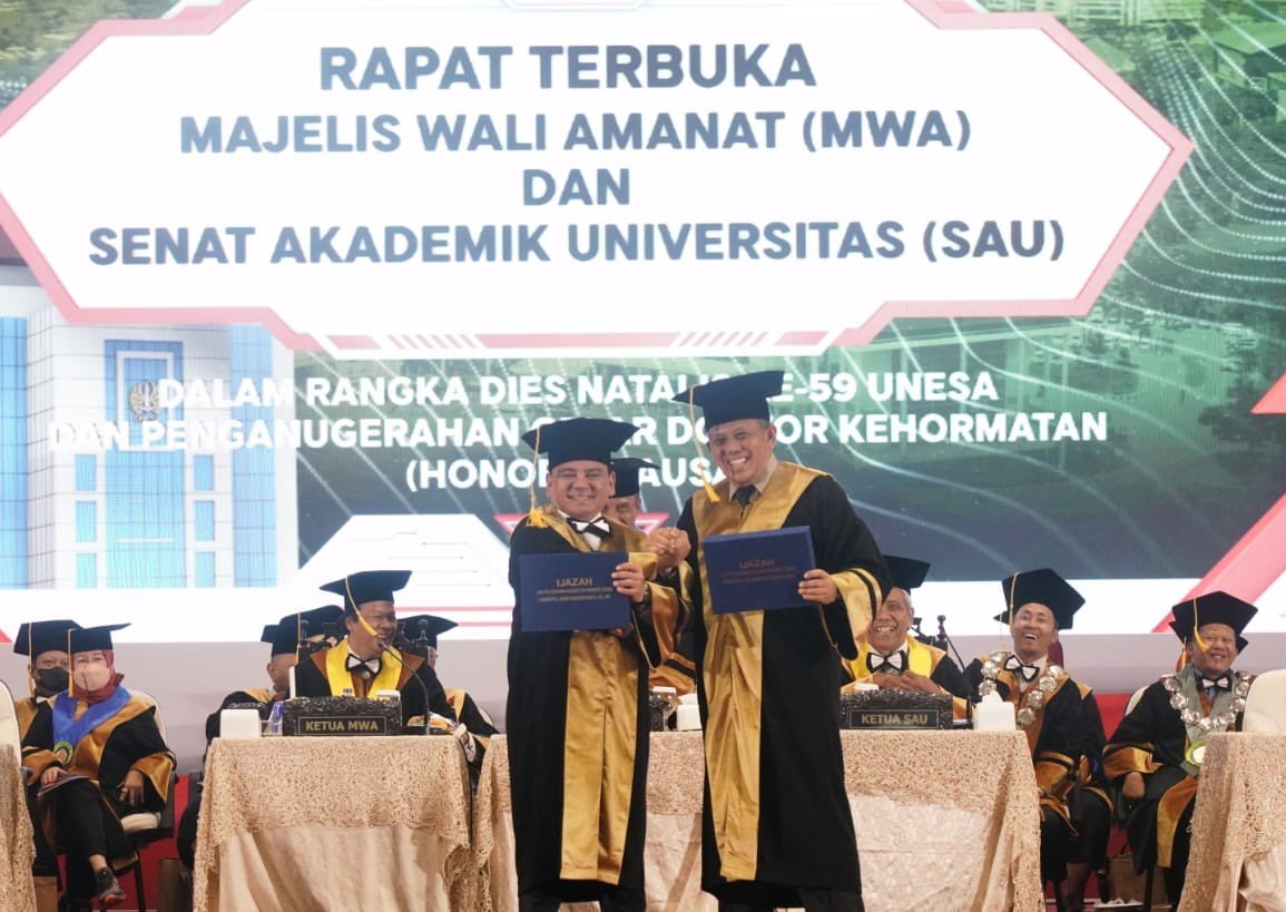 Andap Budhi Raih Doktor Honoris Causa dari Unesa Surabaya - National ...