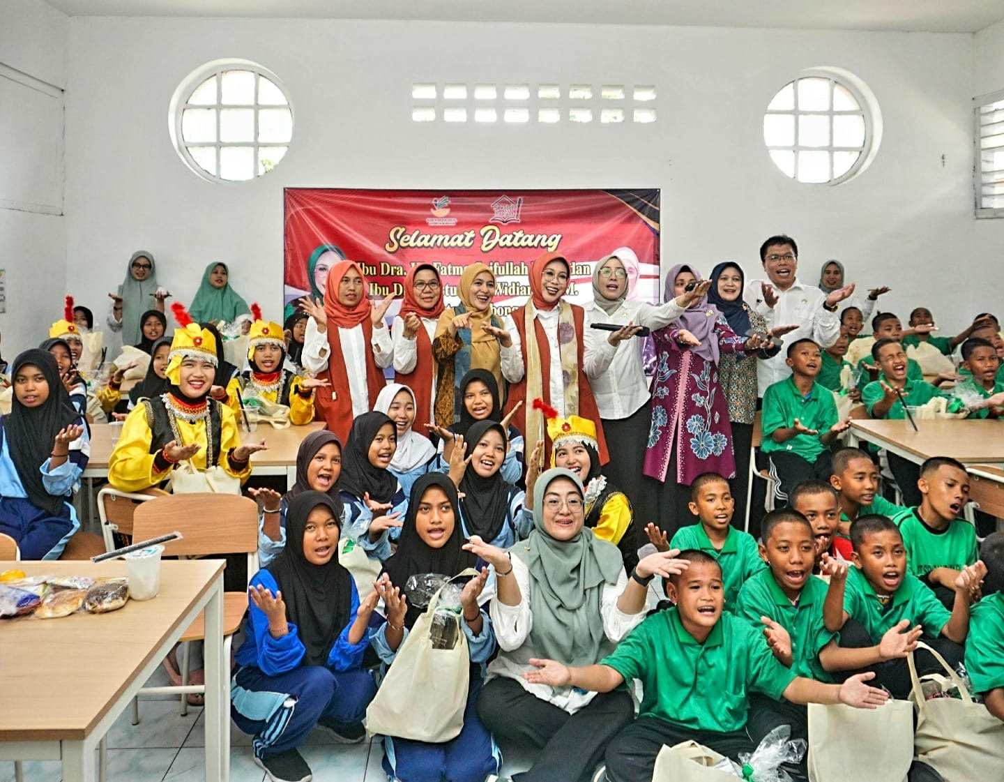 Fatma Saifullah Yusuf Kunjungi UMKM dan Sekolah Rakyat di Pasuruan ...