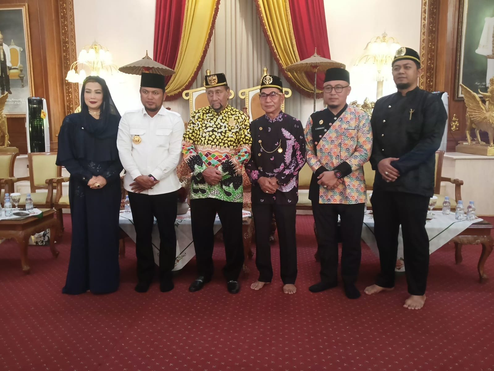 Sowan ke Kedaton Kutai, Gubernur Rudy Mas’ud Perkuat Marwah Adat Lewat ...